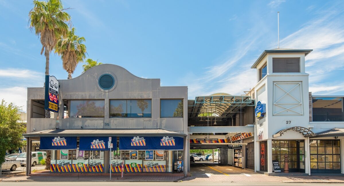 Bottle Shop - The Unley | Adelaide Pub with Rooftop Bar - Parkside, 5063
